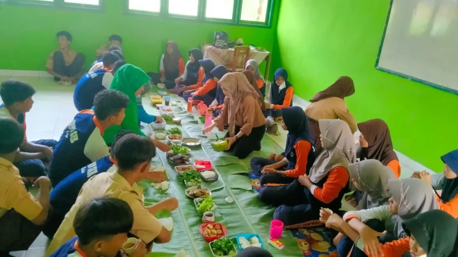 Tradisi Nyeruit: Simbol Kebersamaan Masyarakat Lampung