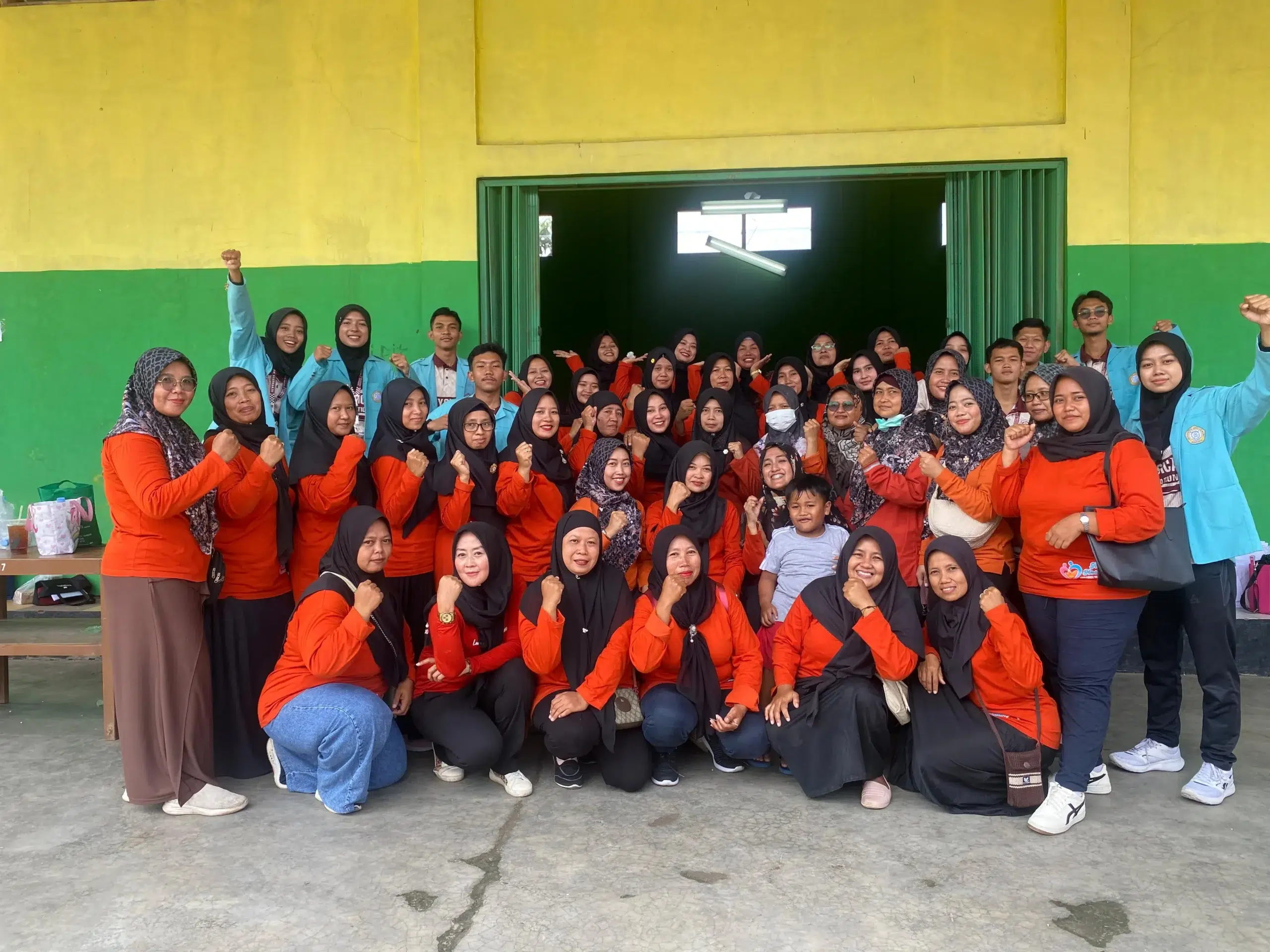 Penerapan Program PHBS melalui Olahraga dan Optimalisasi Pelayanan Kesehatan Masyarakat Menuju ...